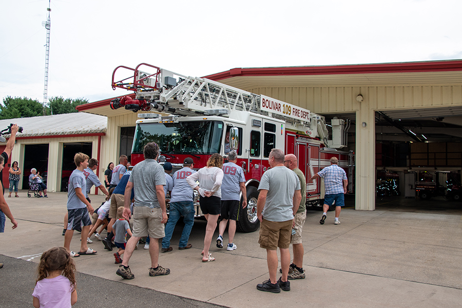 Ladder 109 Push-In | Bolivar Fire Department