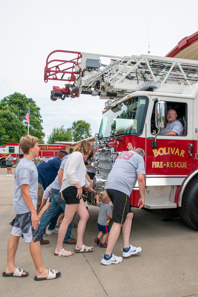 Ladder 109 Push-In | Bolivar Fire Department