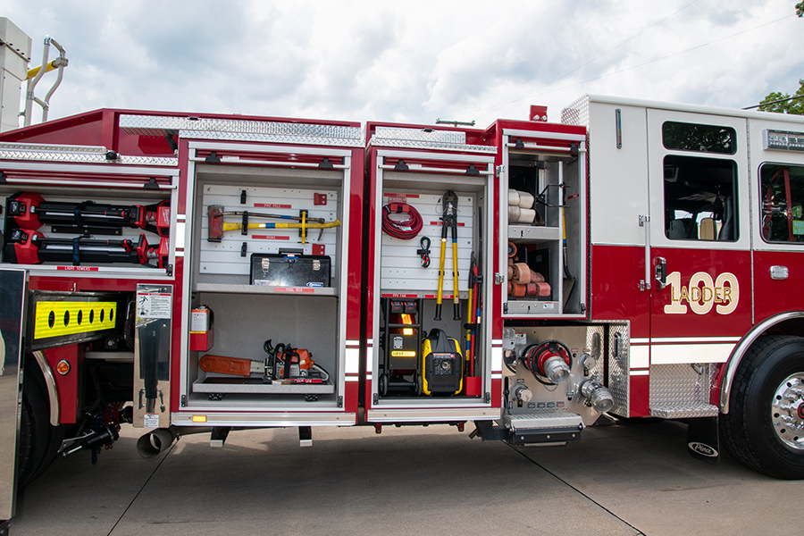 Ladder 109 Push-In | Bolivar Fire Department